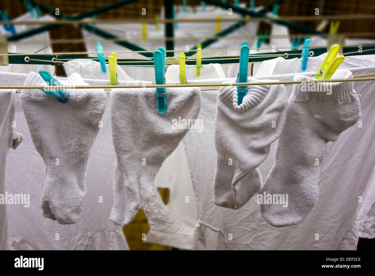 Washing on the line hi-res stock photography and images - Alamy