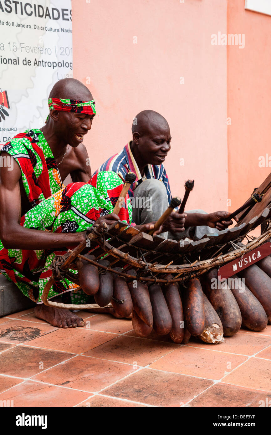 Africa gourd music hi-res stock photography and images - Alamy