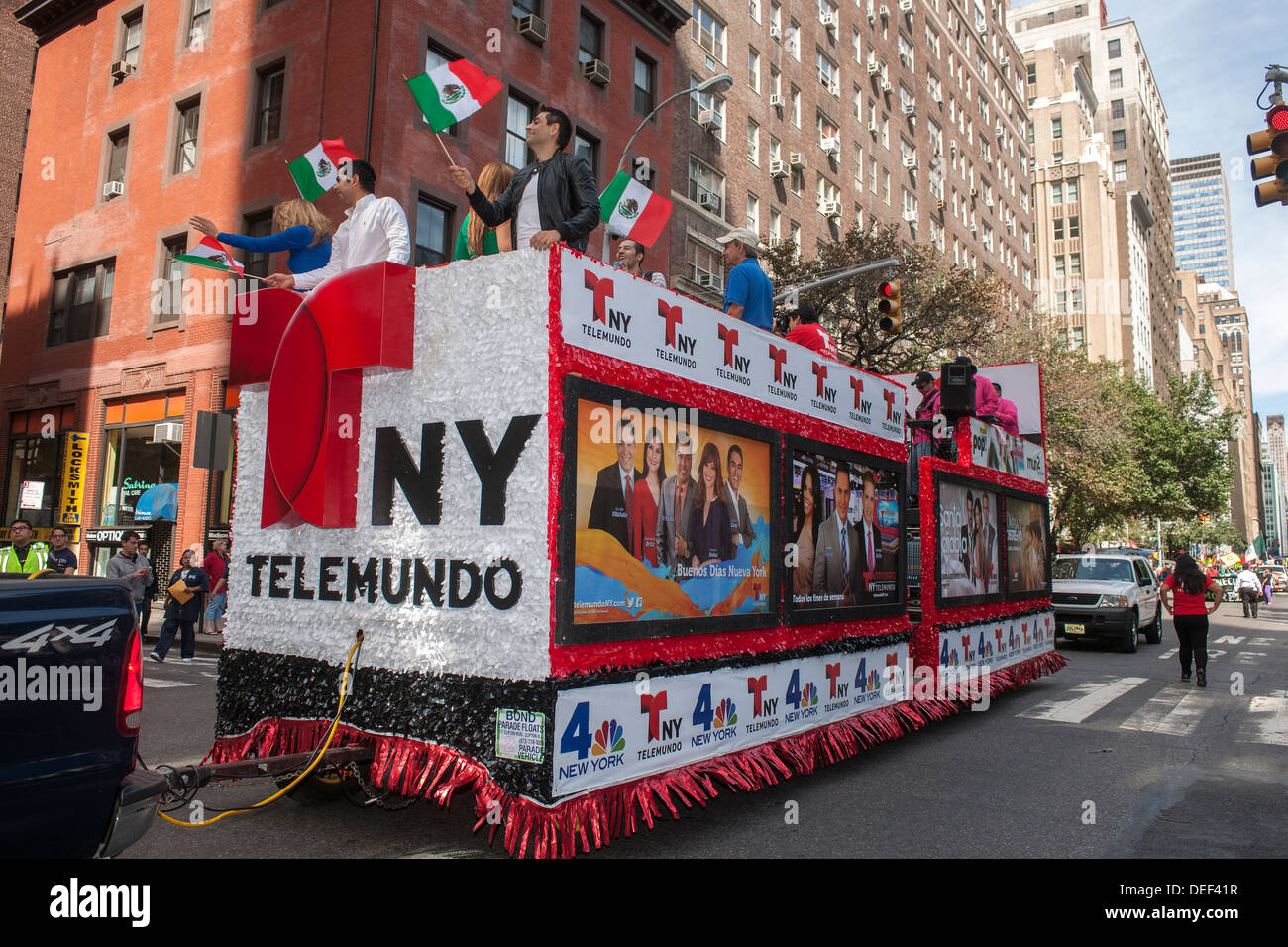 Float parade mexico hi-res stock photography and images - Alamy