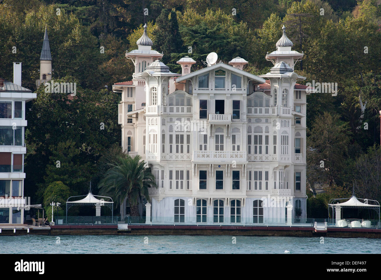 High-end mansions and villas along the Bosphorus River in Istanbul ...