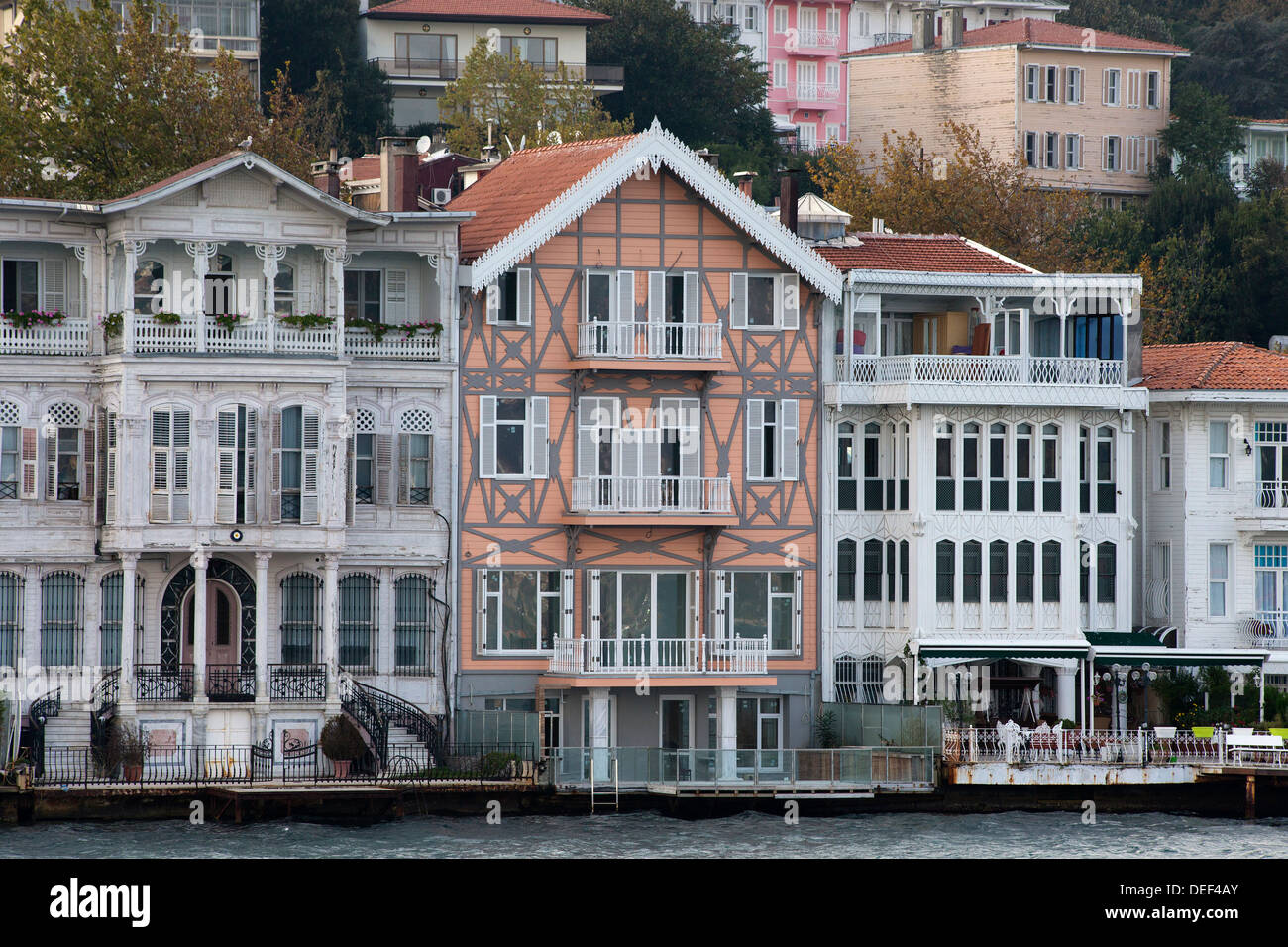 Villas bosphorus hi-res stock photography and images - Alamy