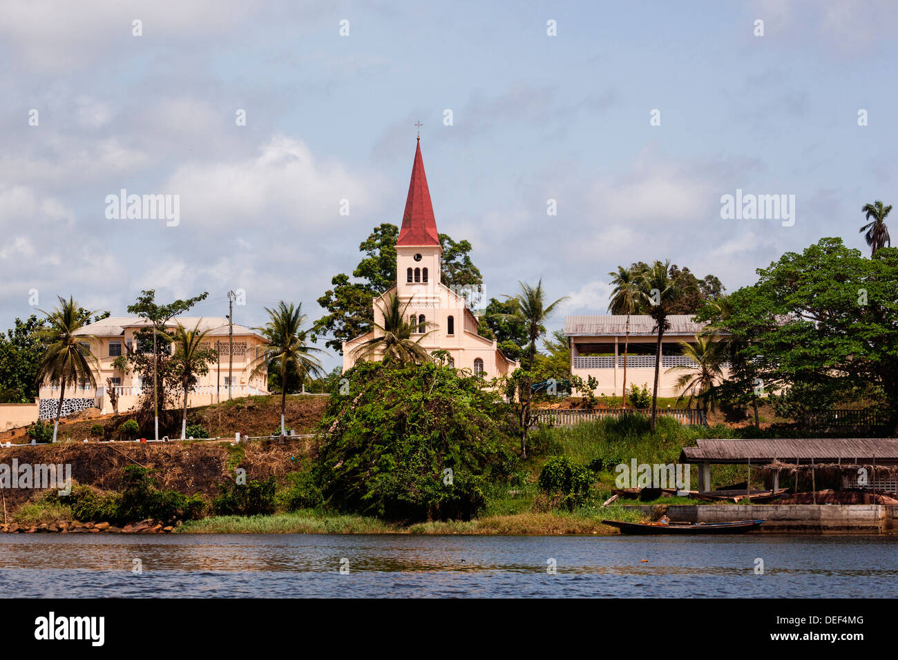 Kribi port hi-res stock photography and images - Alamy