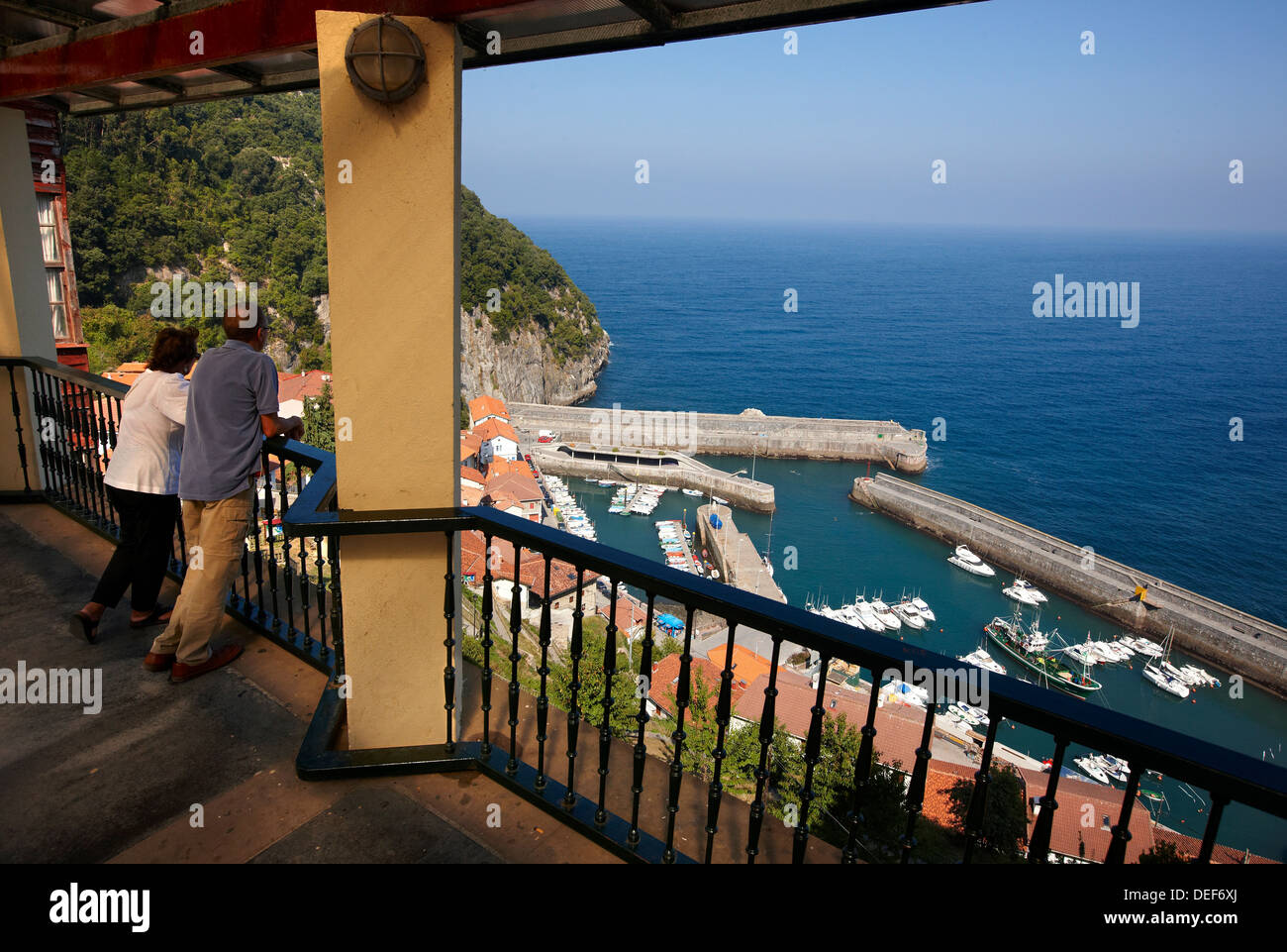 Elantxobe Harbour High Resolution Stock Photography and Images - Alamy
