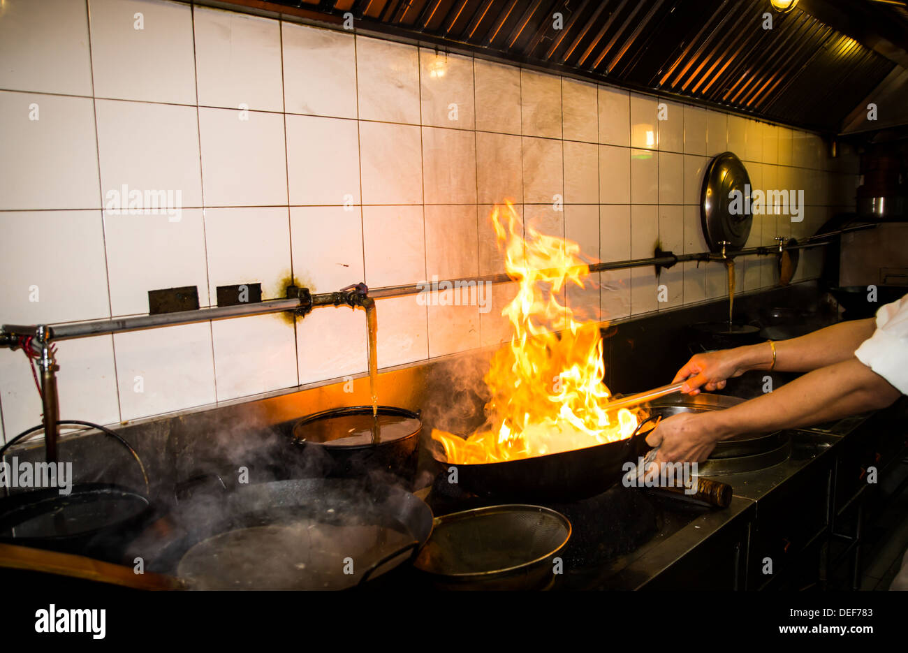 Cooking hand burn hi-res stock photography and images - Alamy