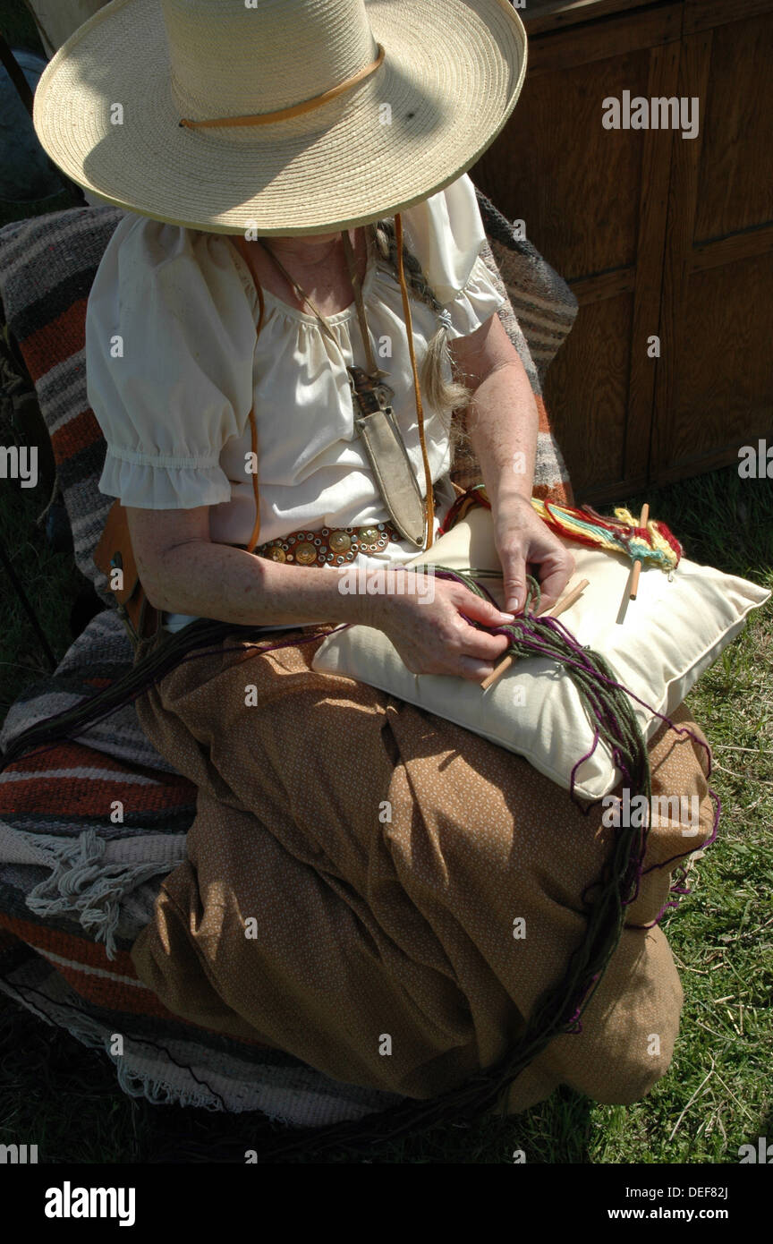 Female frontier clothing hi-res stock photography and images - Alamy