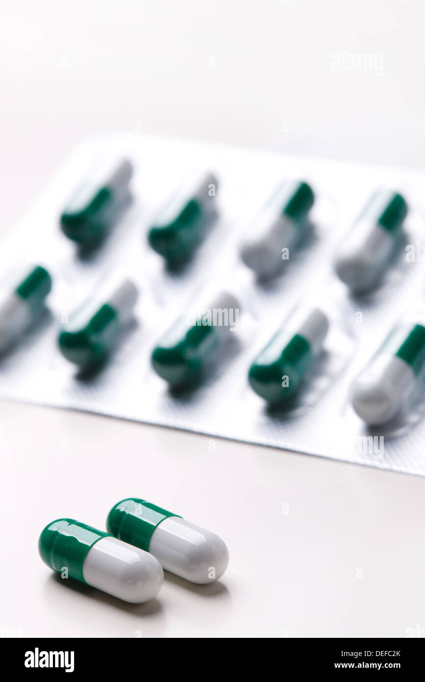 Packet of capsules Stock Photo - Alamy