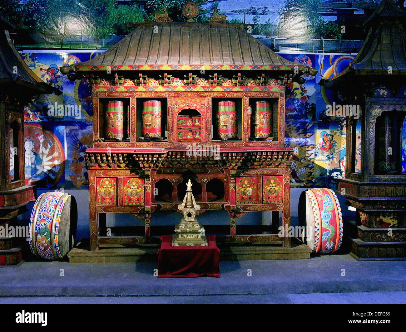 Tibetan Object High Resolution Stock Photography and Images - Alamy