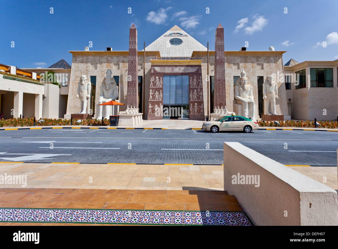 Wafi Shopping Center High Resolution Stock Photography and Images - Alamy