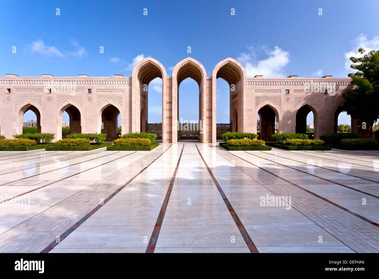 Grand Mosque buildings with arch architecture in Muscat, Oman Stock ...