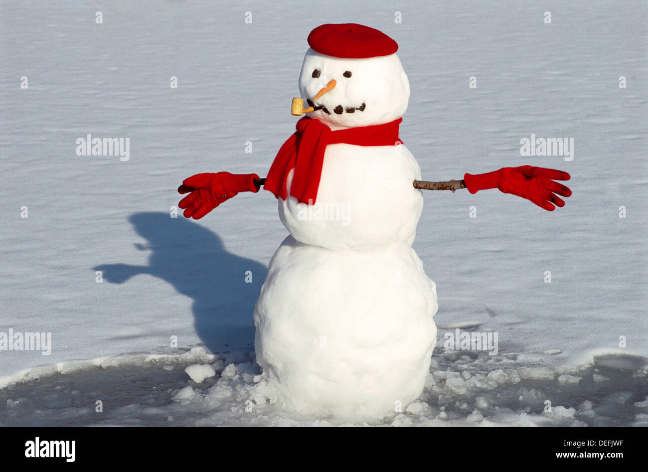 Snowman pipe hi-res stock photography and images - Alamy