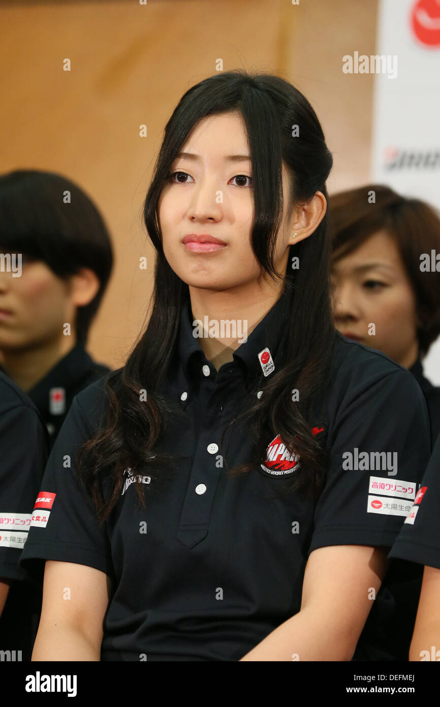 Nana fujimoto hi-res stock photography and images - Alamy