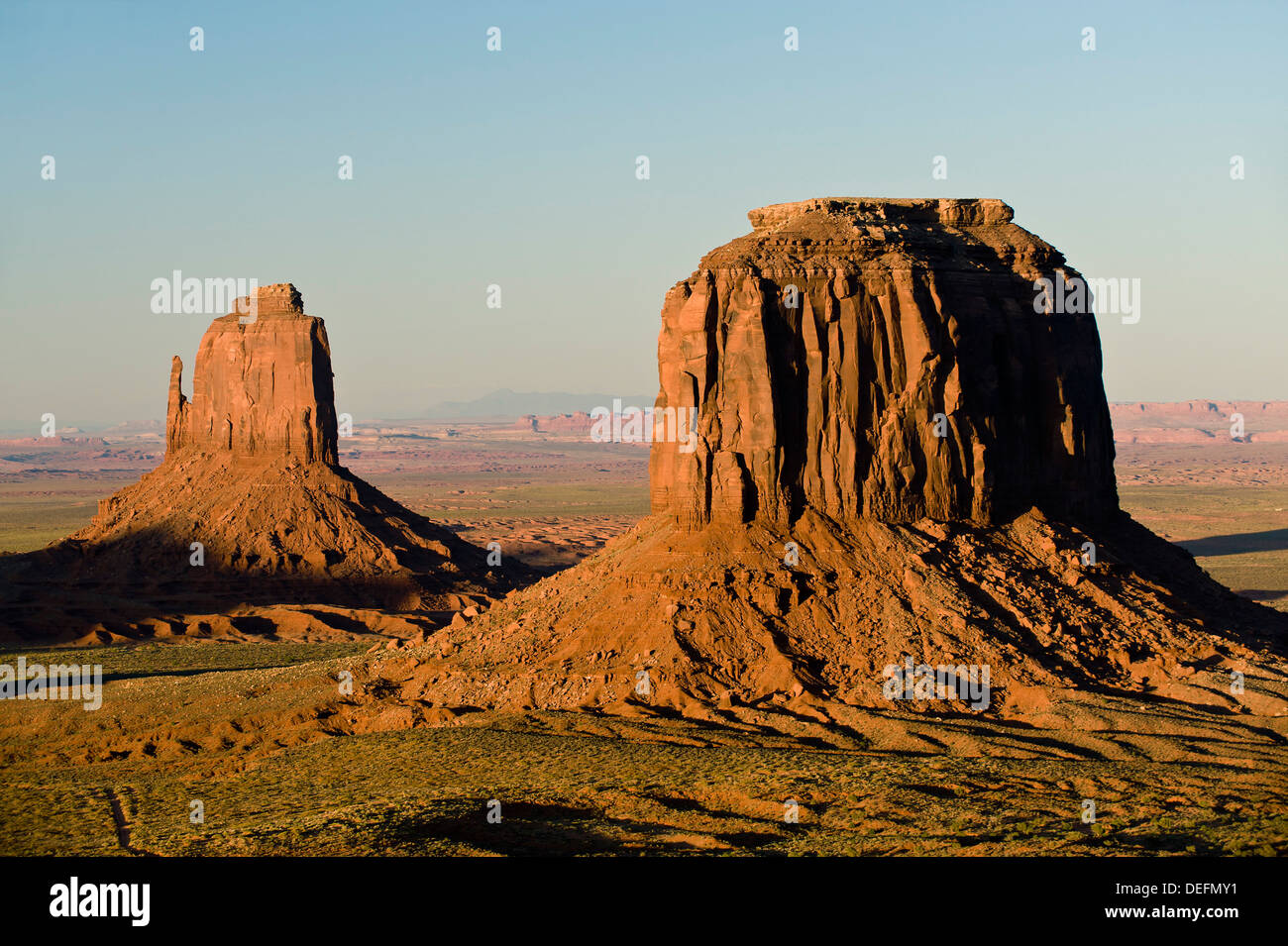 Monument valley from above hi-res stock photography and images - Alamy