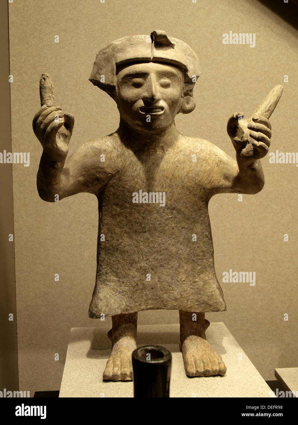 Aztec Figure High Resolution Stock Photography and Images - Alamy
