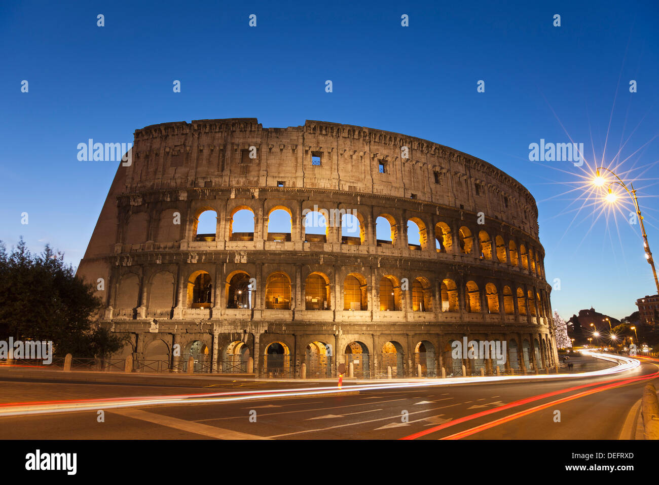 Colosseum night italy hi-res stock photography and images - Alamy