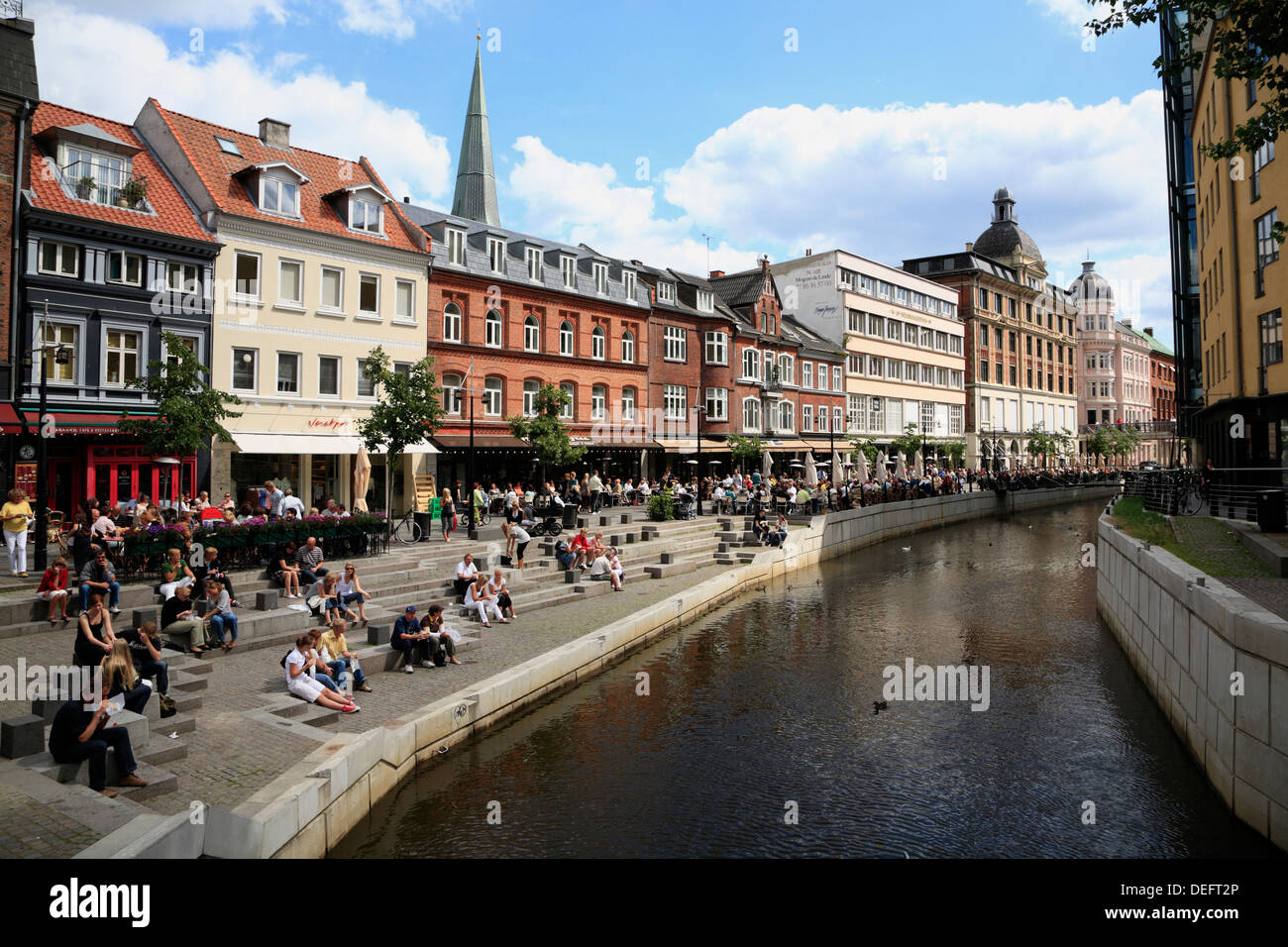 Sidewalk Cafes Stock Photos & Sidewalk Cafes Stock Images - Alamy