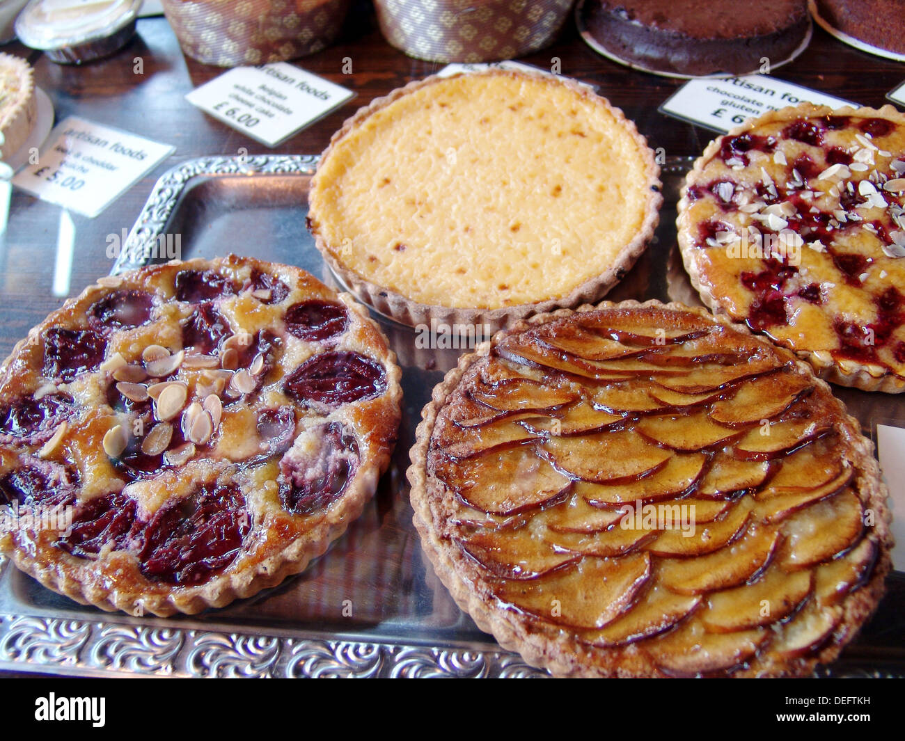 Selling Pies Stock Photos & Selling Pies Stock Images - Alamy