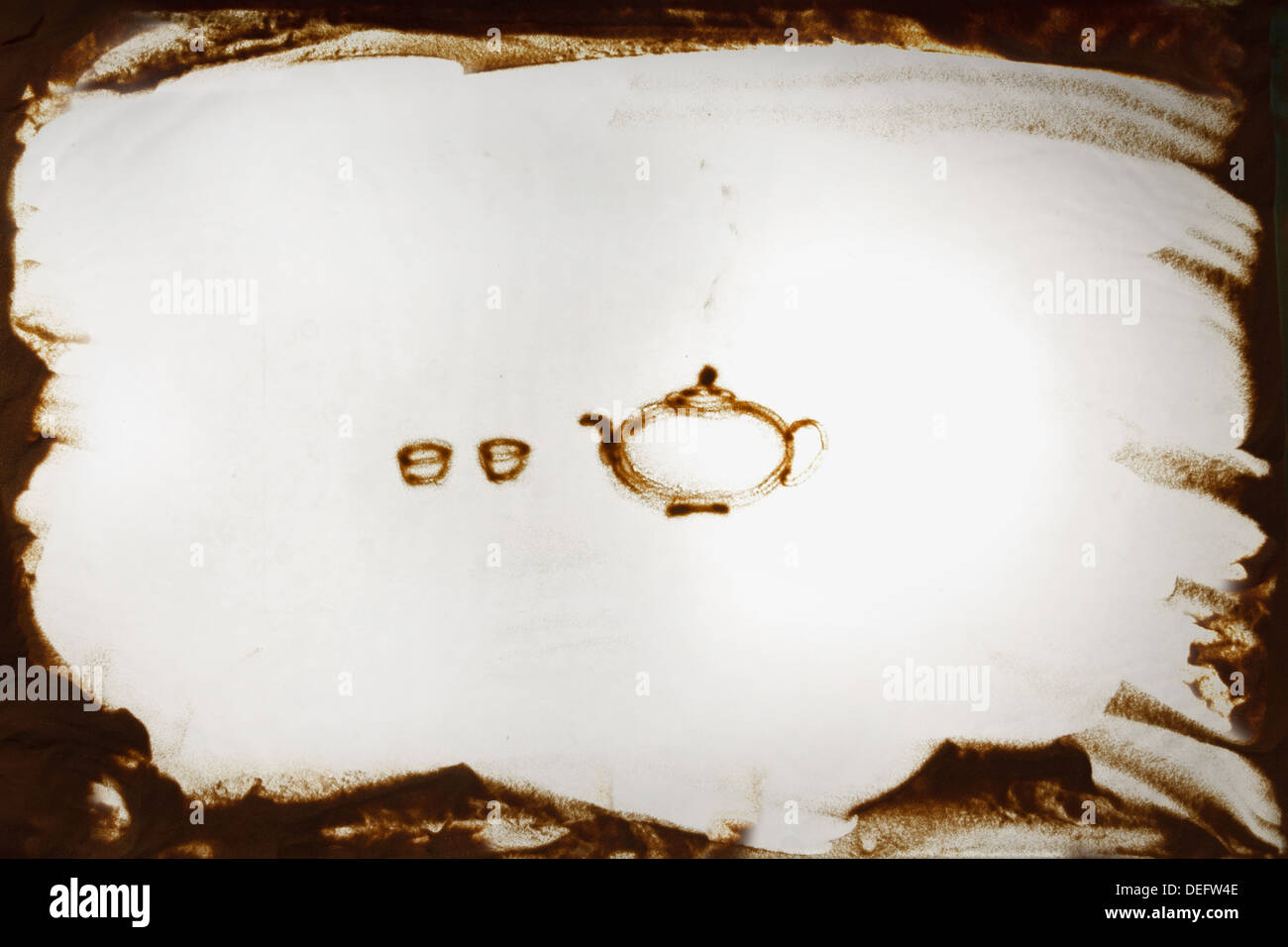 Modern kettle painting hi-res stock photography and images - Alamy