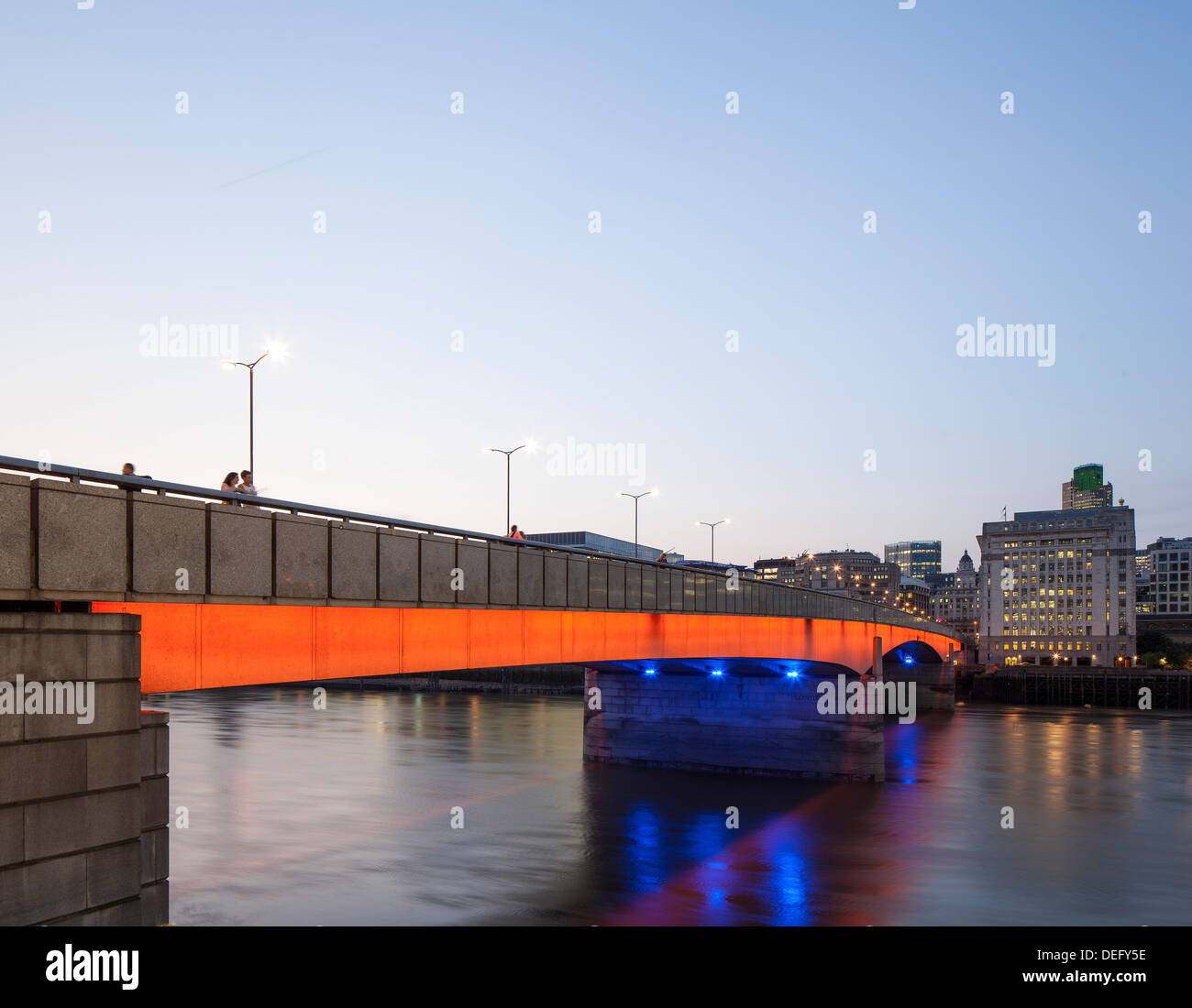 No.1 London Bridge, London, United Kingdom. Architect: John S ...