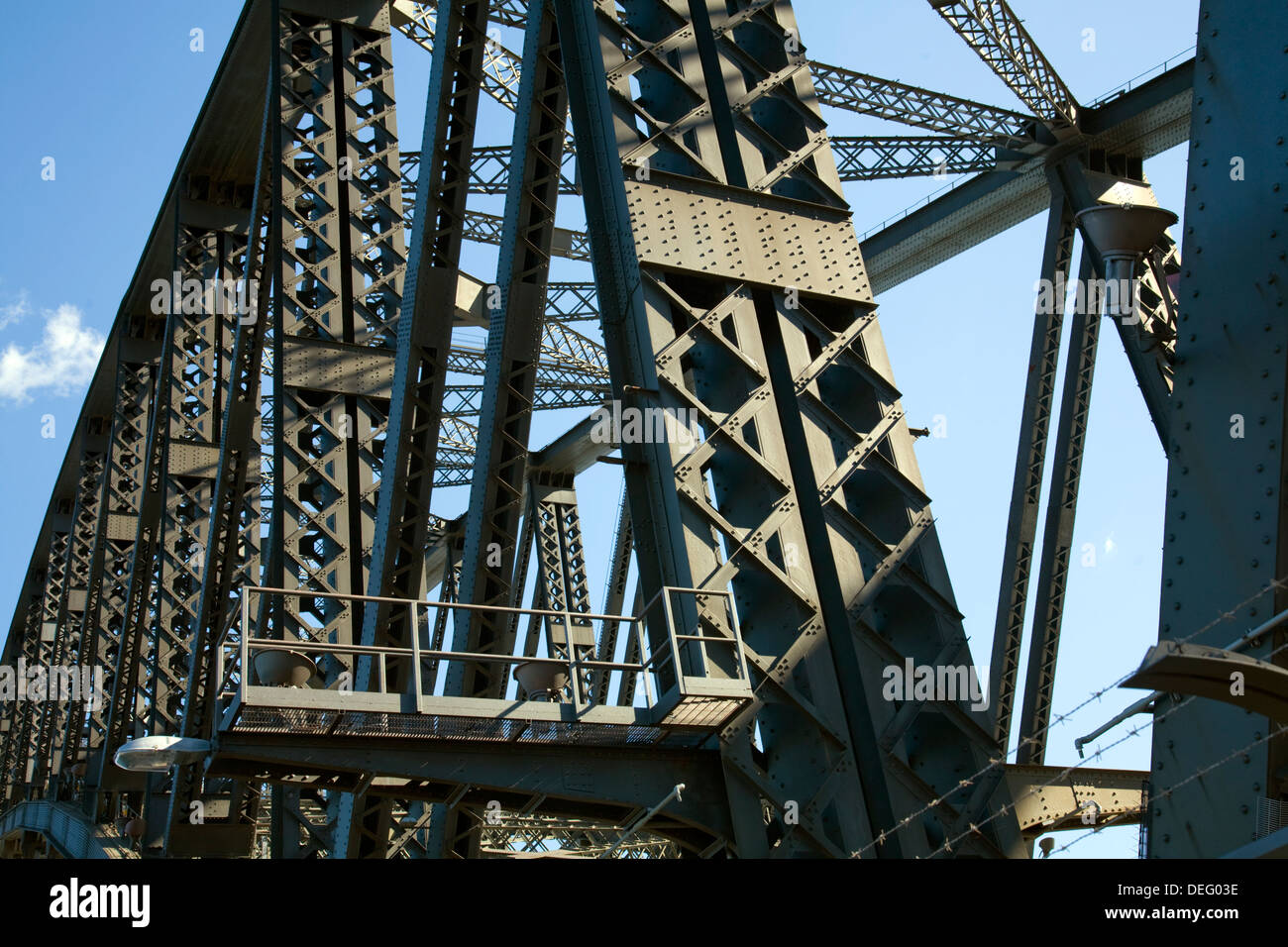 Close up detail of Sydney harbour bridge structure and steelwork ...
