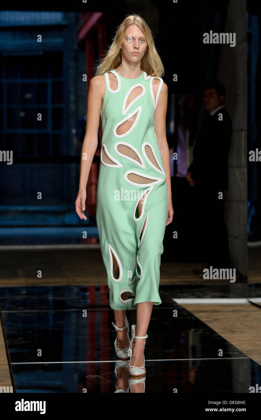 Christopher Kane Design High Resolution Stock Photography and Images ...