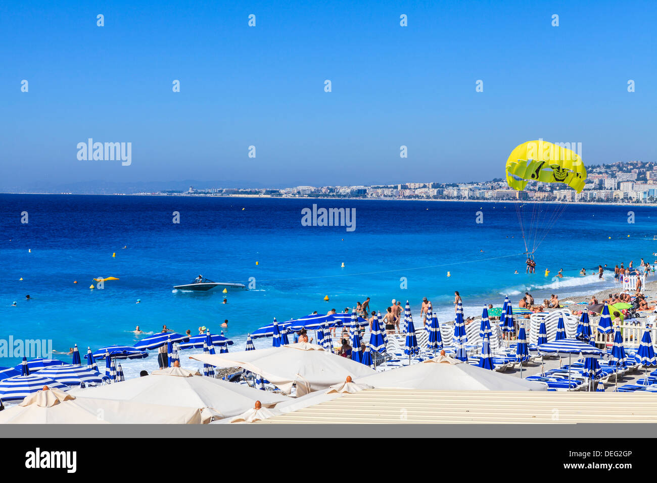 Provence beach hi-res stock photography and images - Alamy