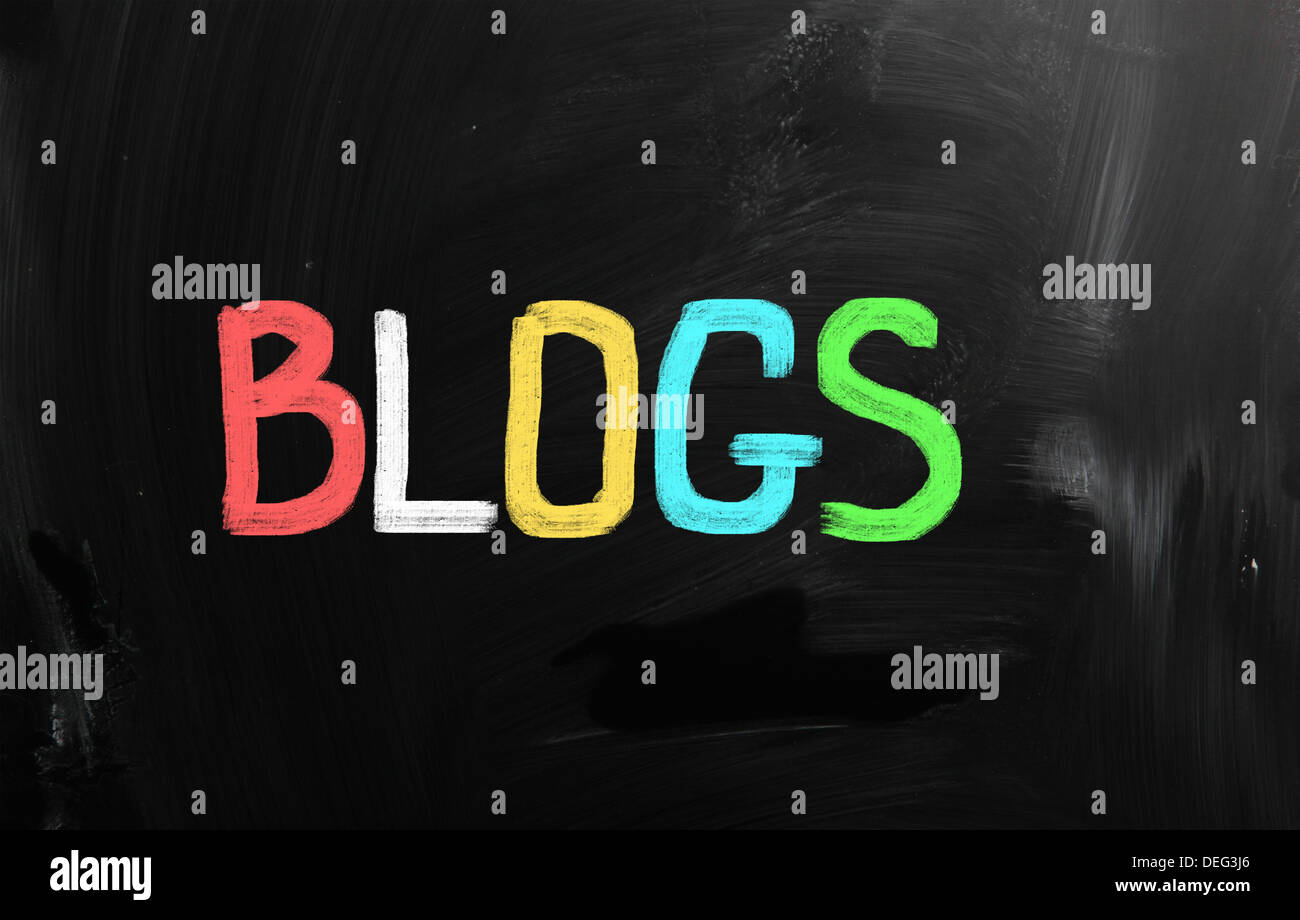 social media concept - text on a blackboard Stock Photo - Alamy