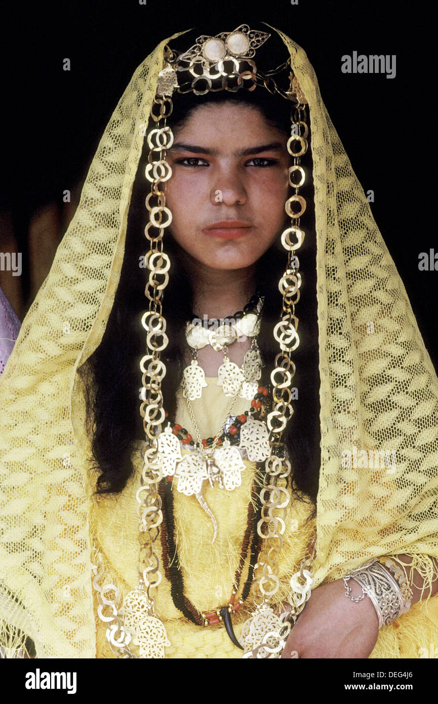 Bedouin wedding hi-res stock photography and images - Alamy