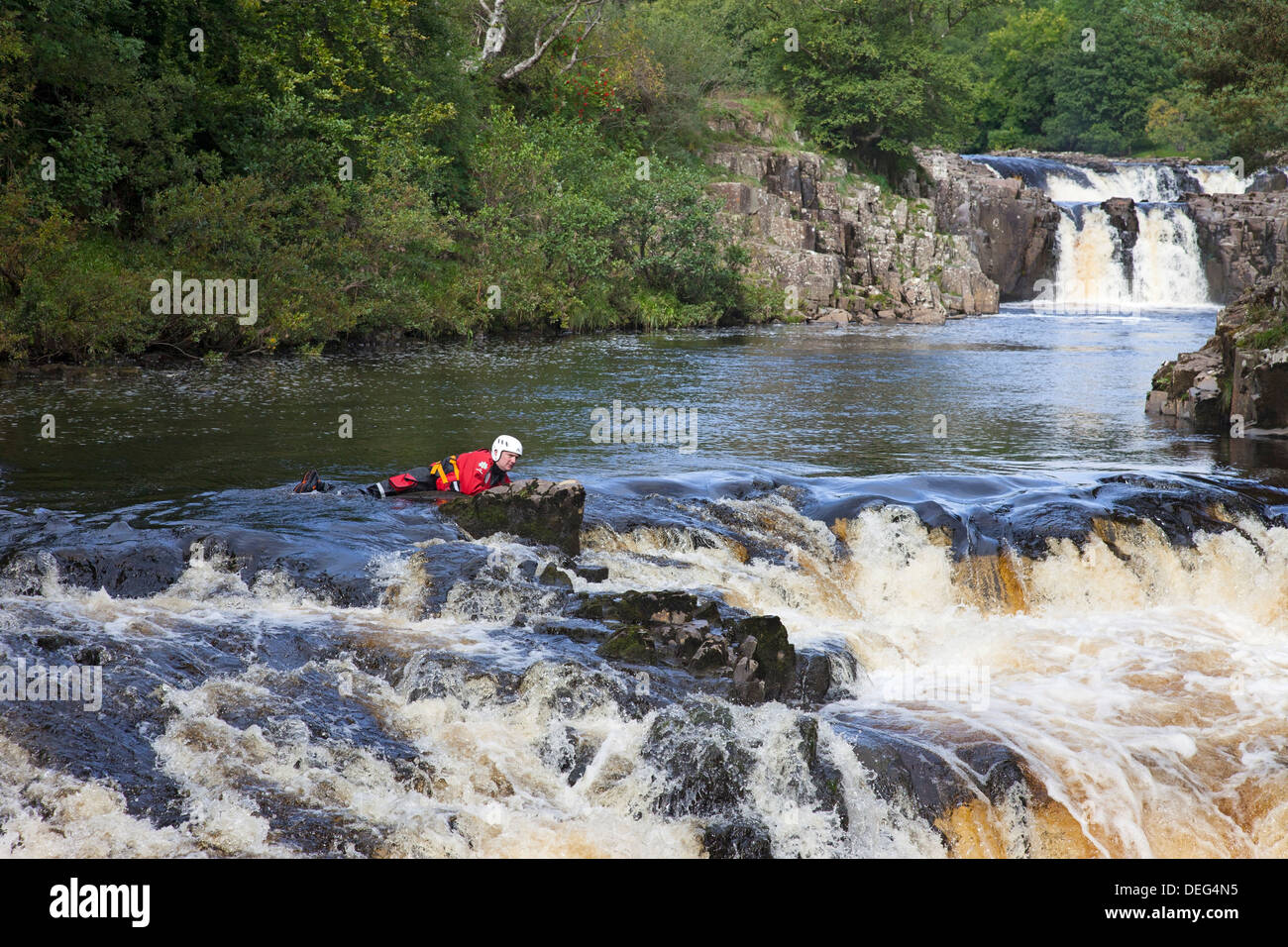 County Durham and Darlington Fire and Rescue Service Swift Water Rescue ...