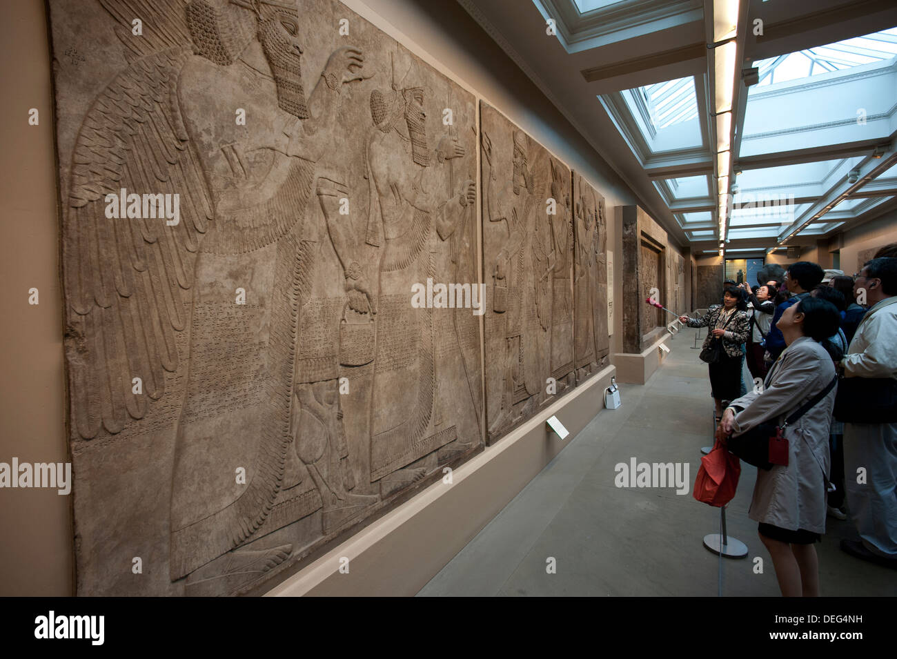 Assyrian british museum hi-res stock photography and images - Alamy