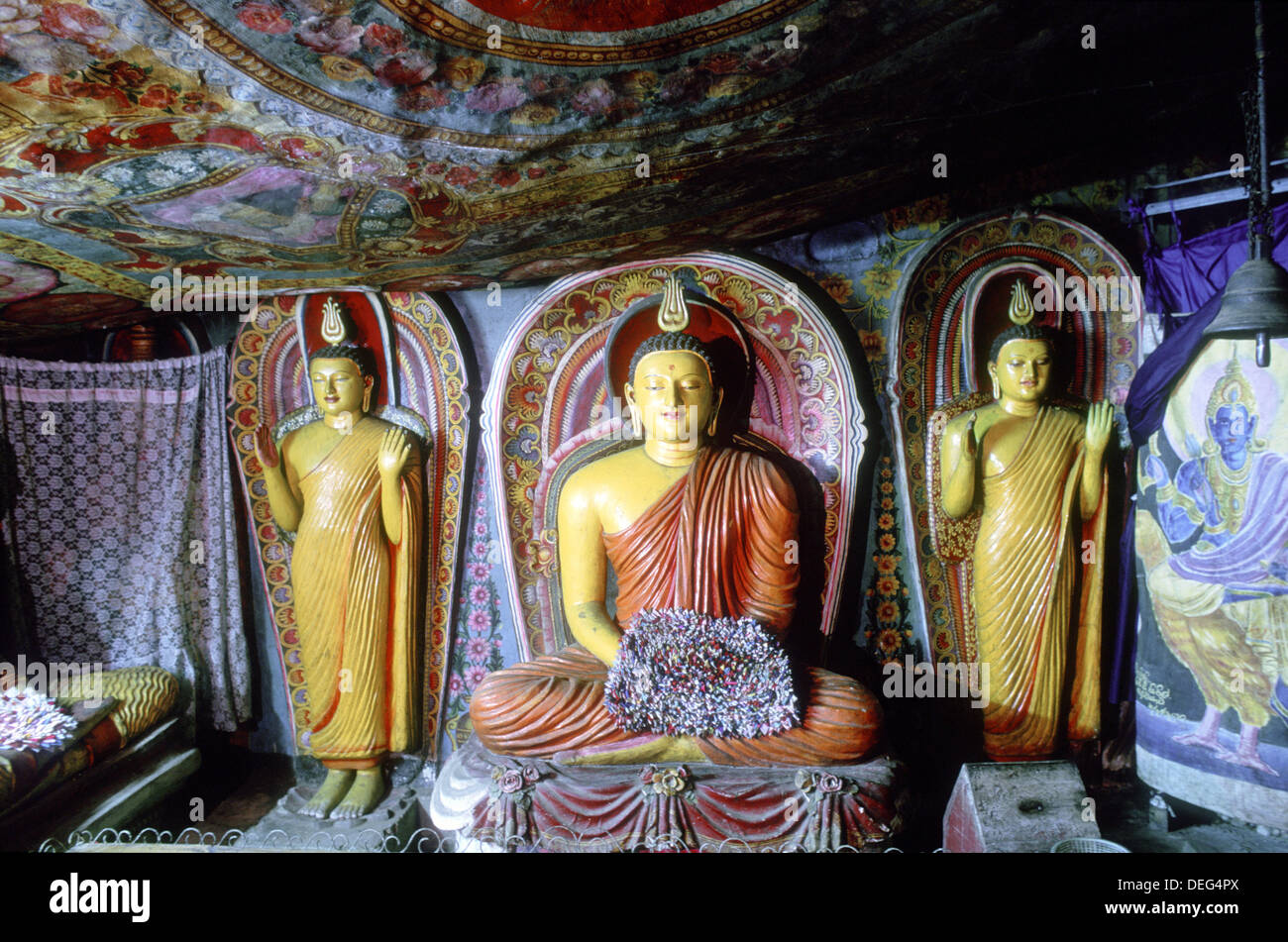 Aluvihara hi-res stock photography and images - Alamy