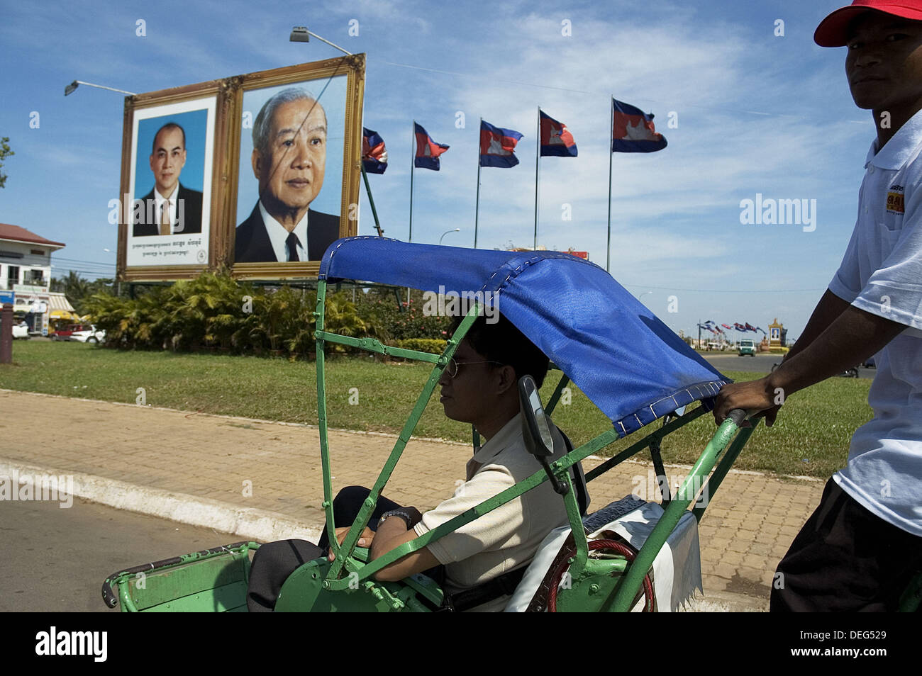 Rickshaw. Phnom Penh. Kingdom of Cambodia Stock Photo - Alamy