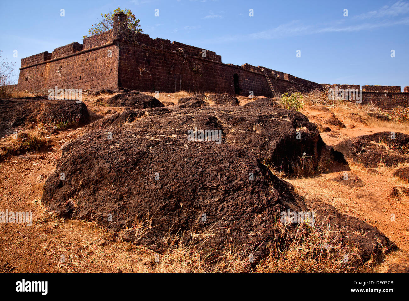 Chapora fort wall hi-res stock photography and images - Alamy
