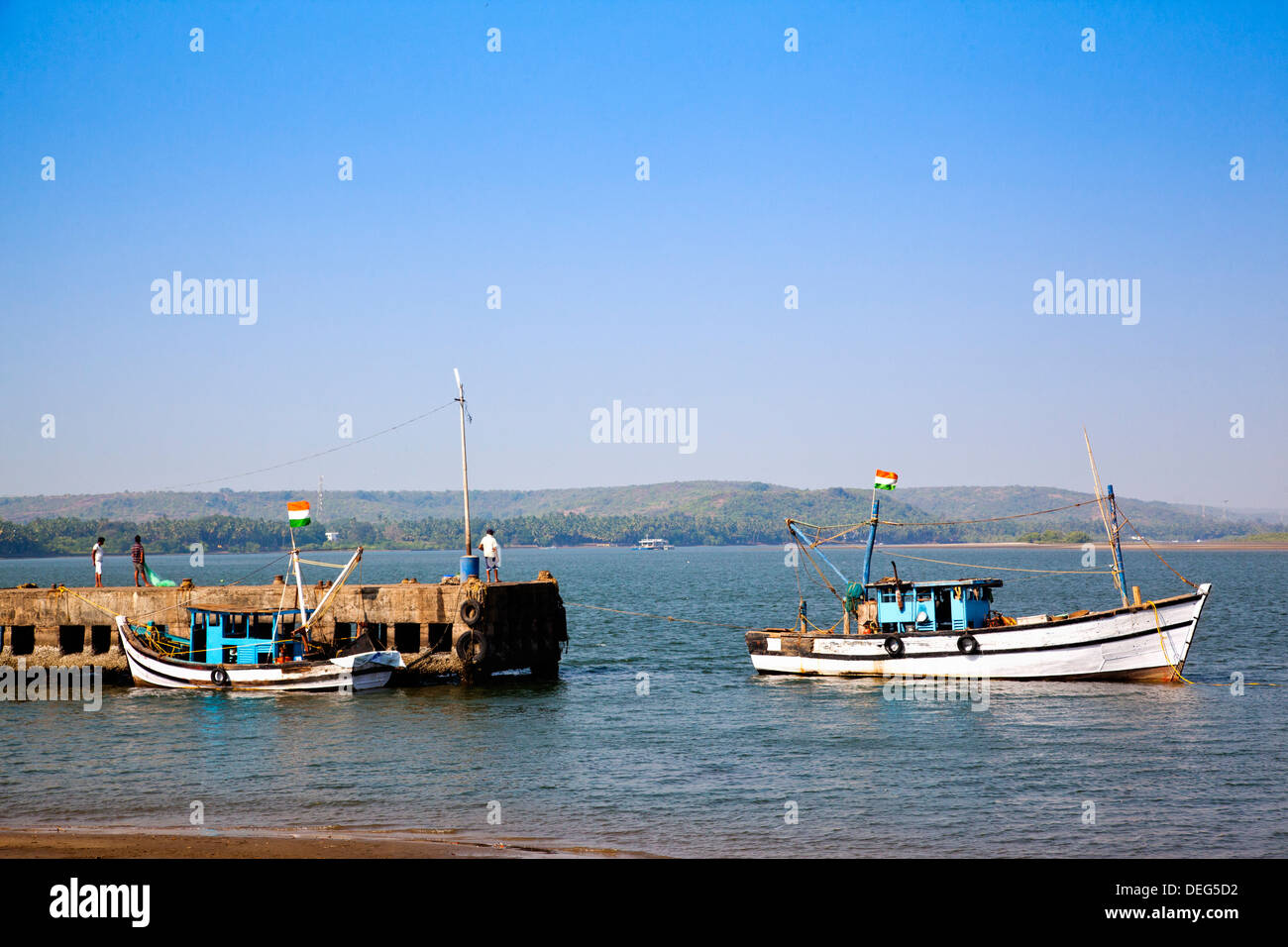 Chapora harbour goa india hi-res stock photography and images - Alamy