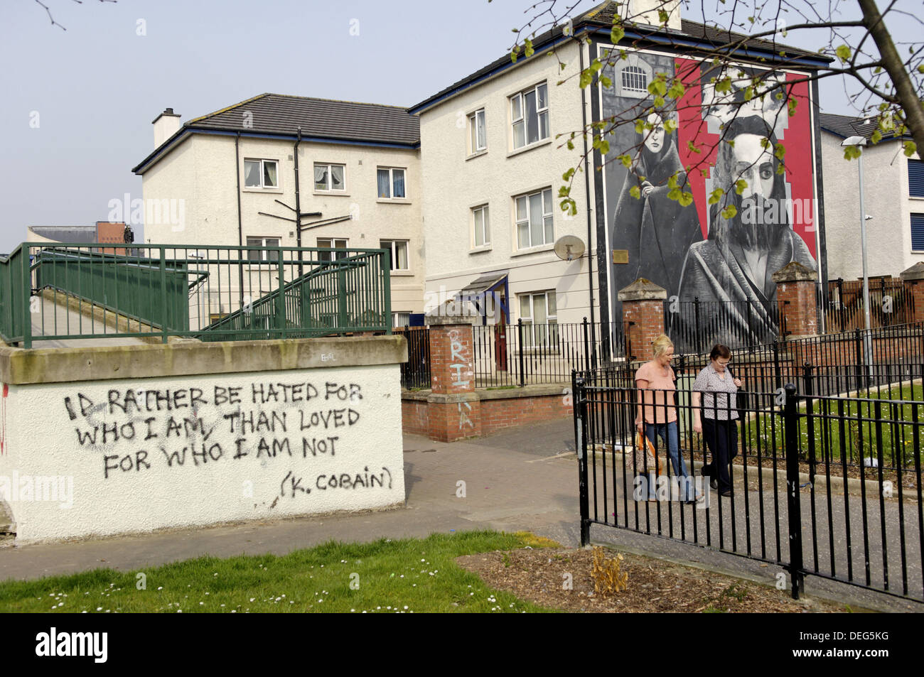 Free derry corner mural hi-res stock photography and images - Alamy
