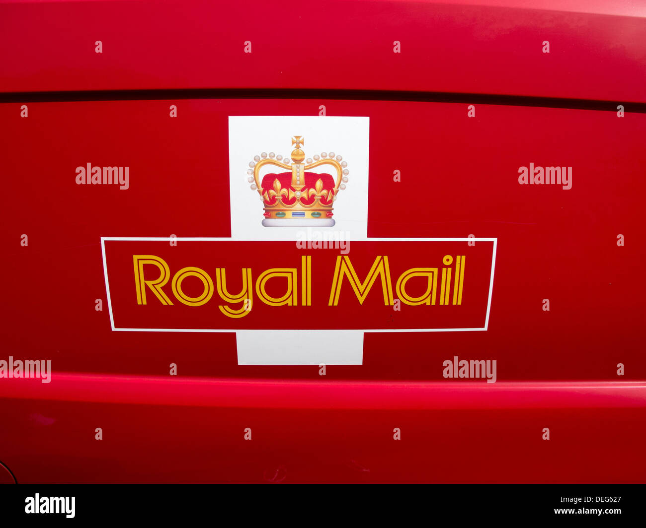 Post office van hi-res stock photography and images - Alamy