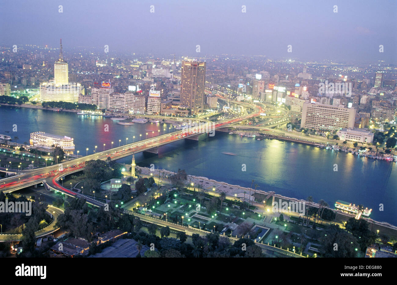 Traffic lights cairo hi-res stock photography and images - Alamy