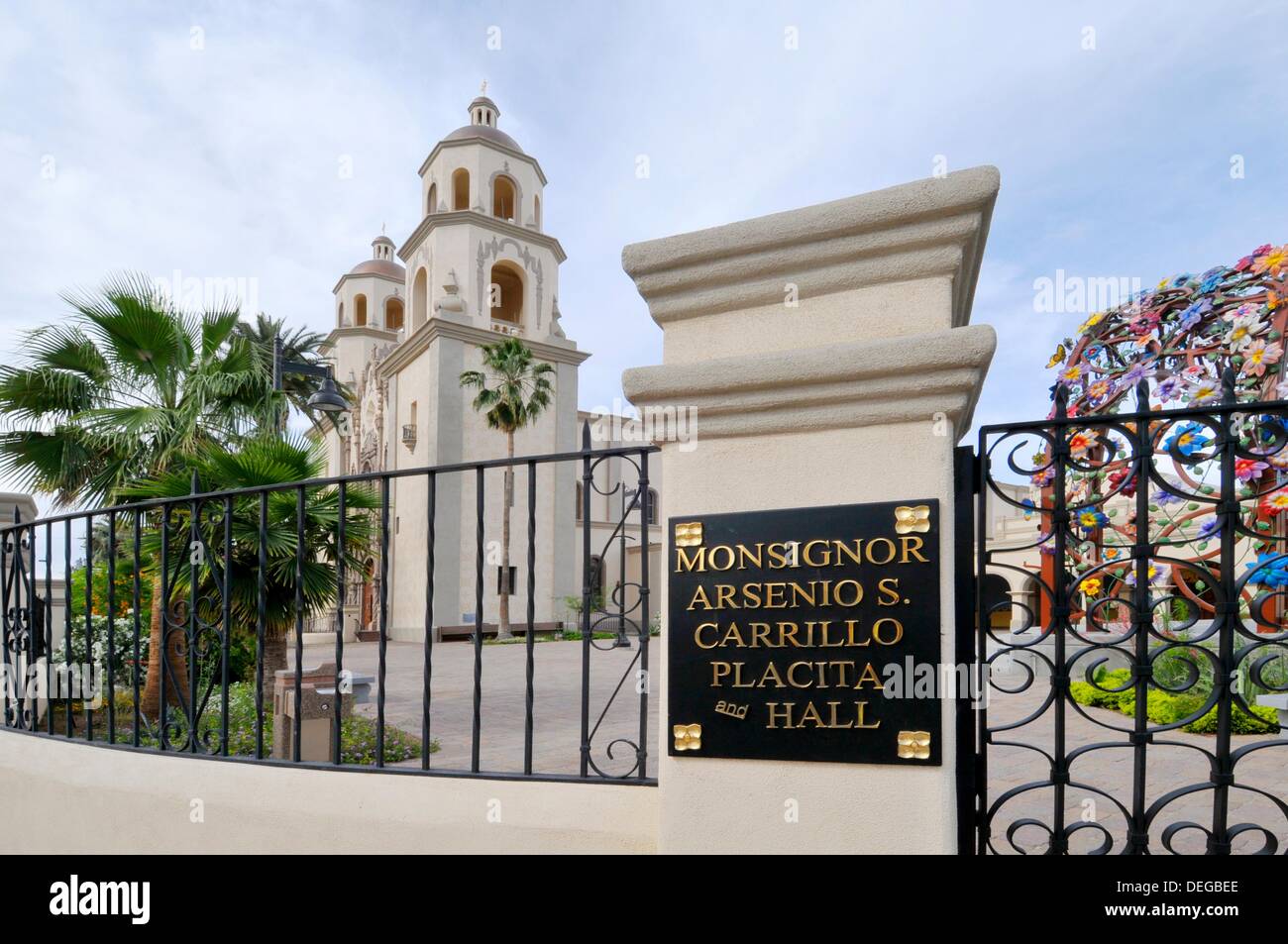 St augustine cathedral downtown tucson hi-res stock photography and ...