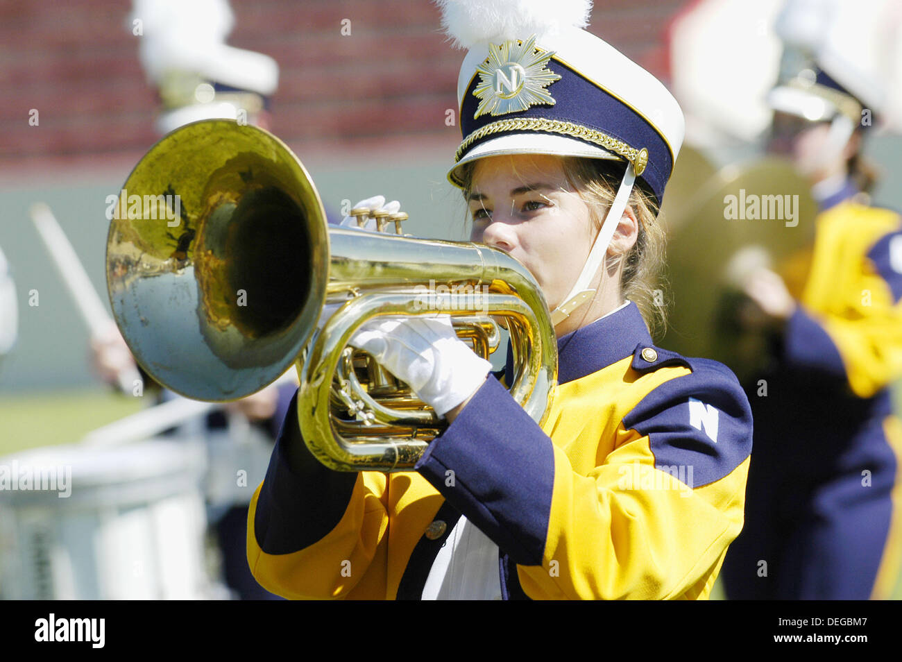 High school marching band football game hi-res stock photography and ...