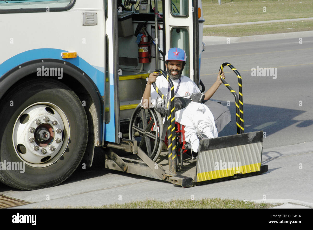 Getting off a coach bus hi-res stock photography and images - Alamy