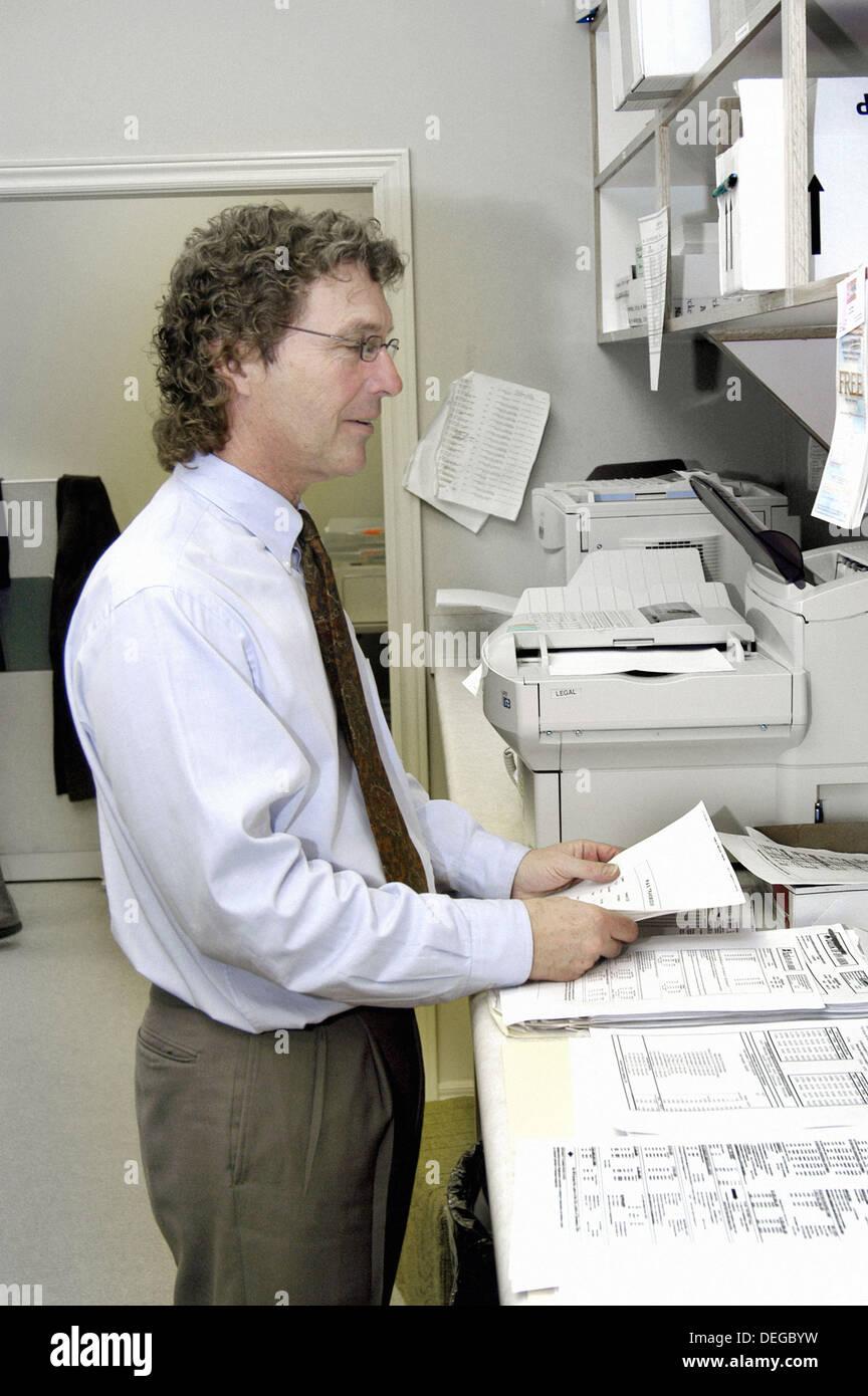 Sending Fax High Resolution Stock Photography and Images - Alamy