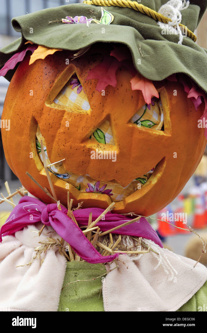 American scarecrow hi-res stock photography and images - Alamy