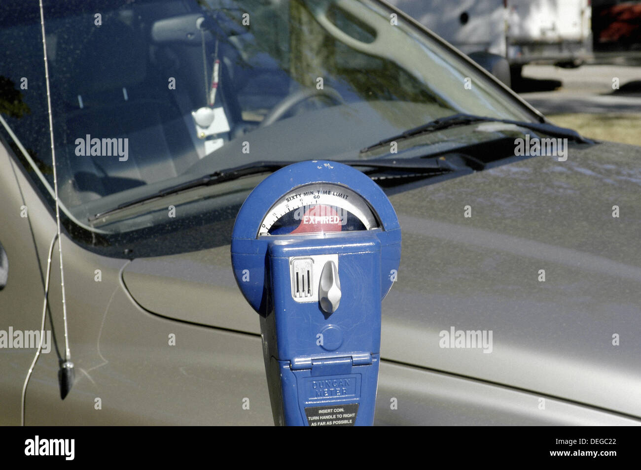 Expired expire hi-res stock photography and images - Alamy