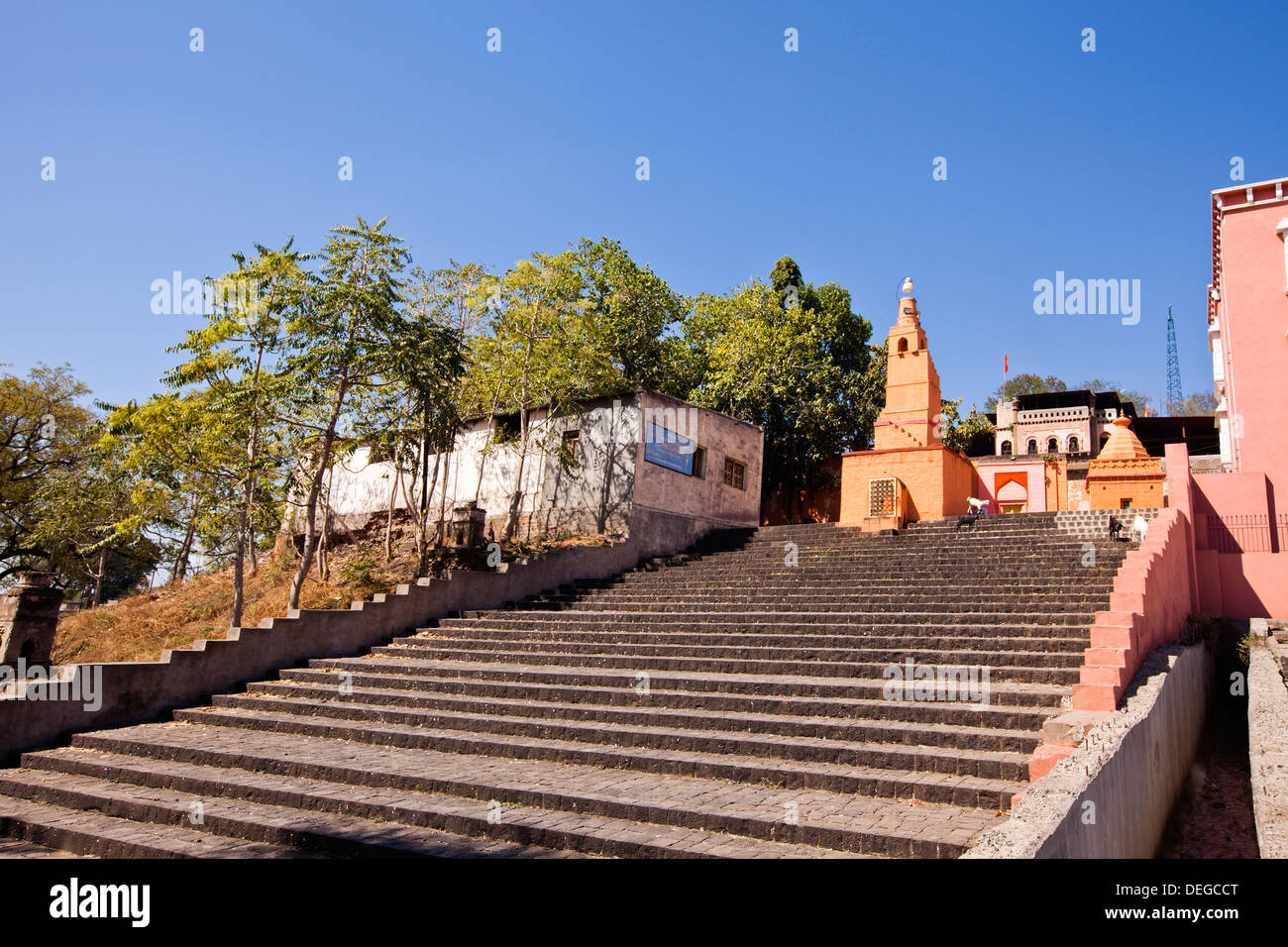 Parli vaijnath temple hi-res stock photography and images - Alamy