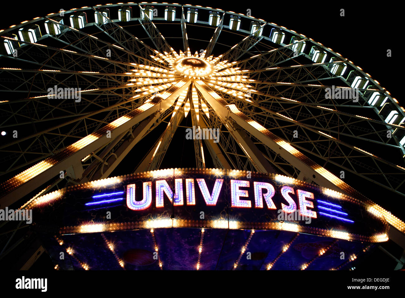 Wonderland winter photo and image hi-res stock photography and images ...