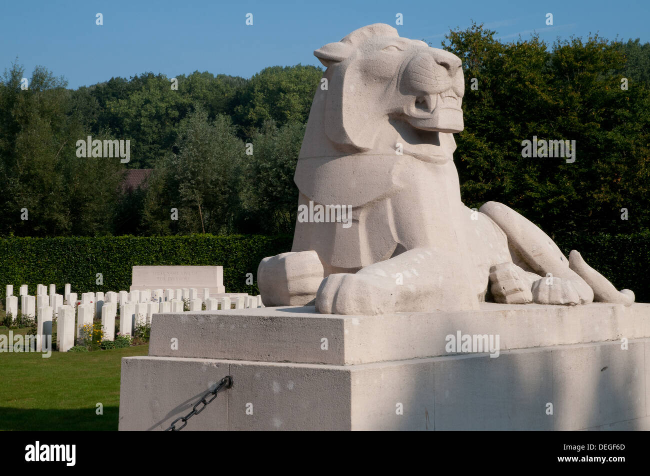 Lion statue of Ploegsteert Memorial to the Missing, Ypres Salient ...