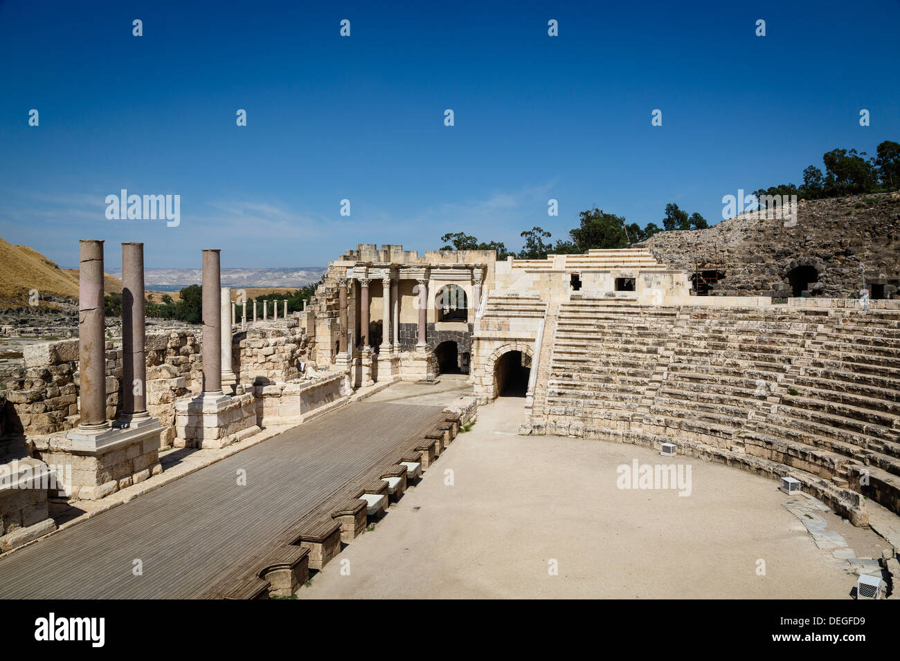 Amphitheatre, ruins of the Roman-Byzantine city of Scythopolis, Tel Beit Shean National Park ...