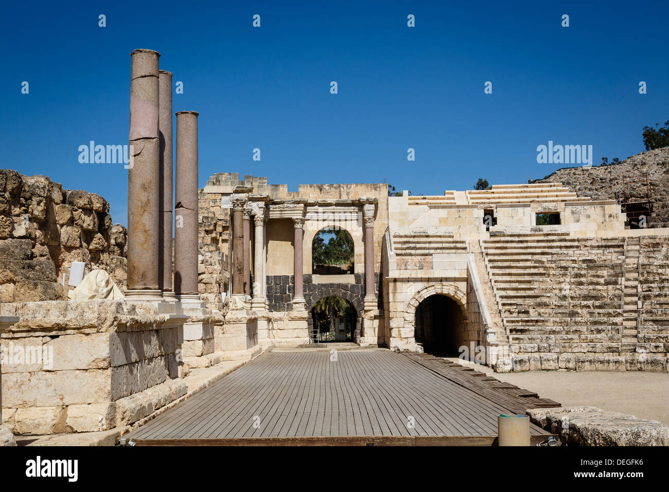 Amphitheatre, ruins of the Roman-Byzantine city of Scythopolis, Tel Beit Shean National Park ...