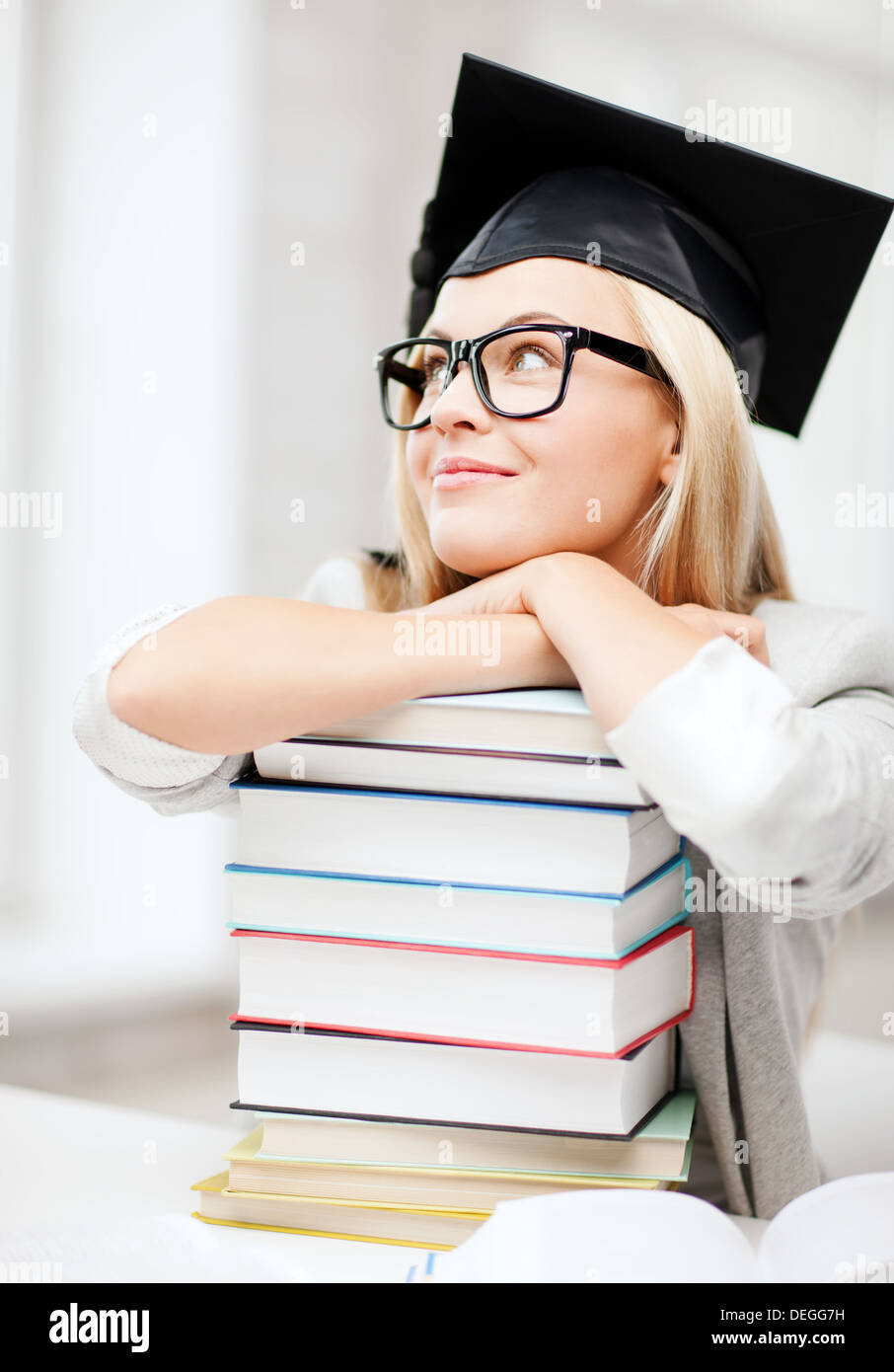 student in graduation cap Stock Photo - Alamy