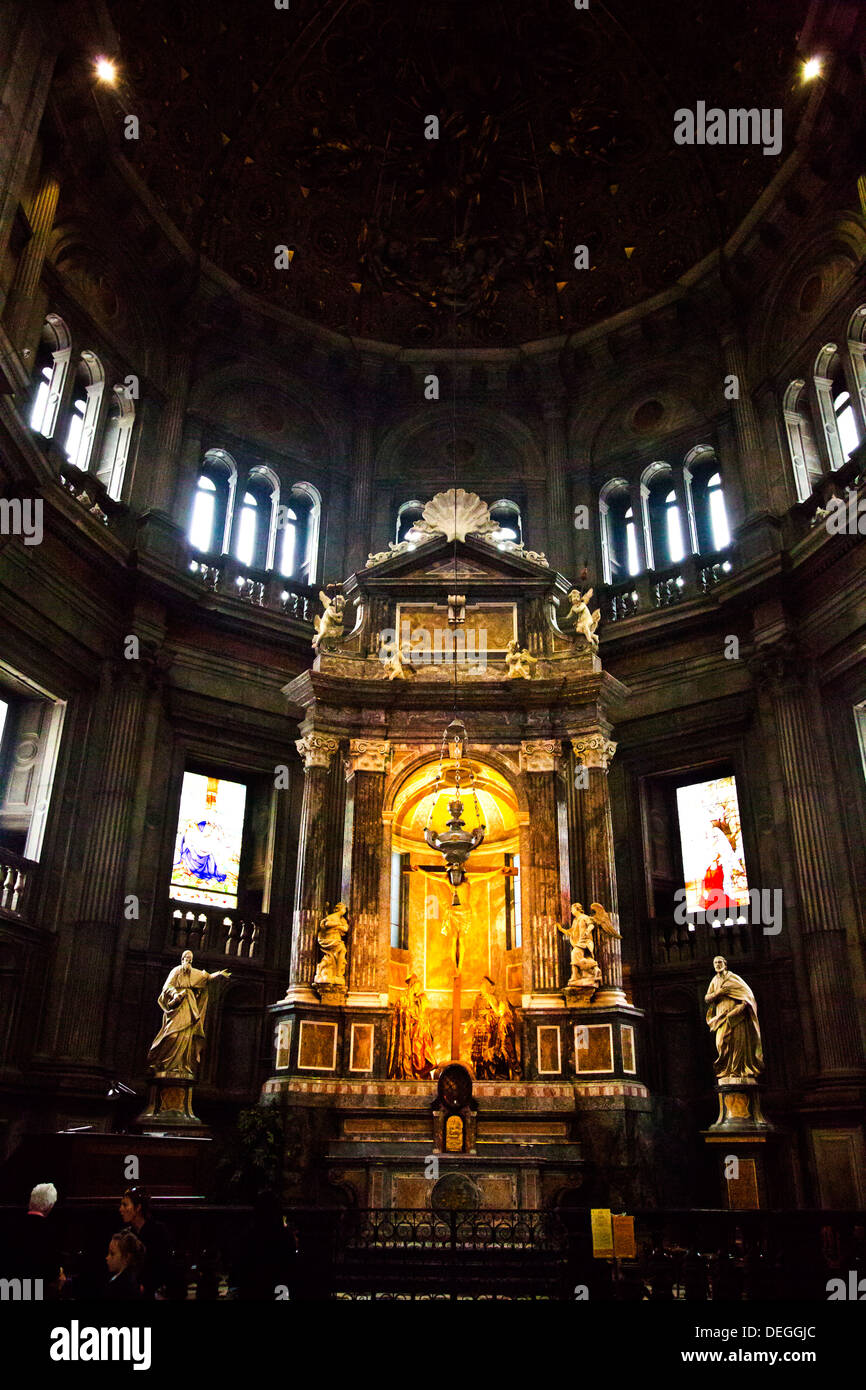 Interiors of the Como Cathedral, Como, Lombardy, Italy Stock Photo - Alamy
