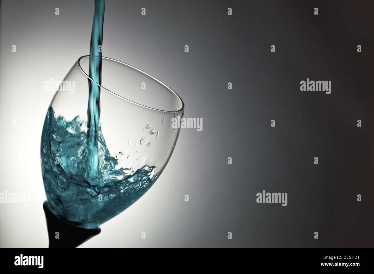 Blue water splash hi-res stock photography and images - Alamy